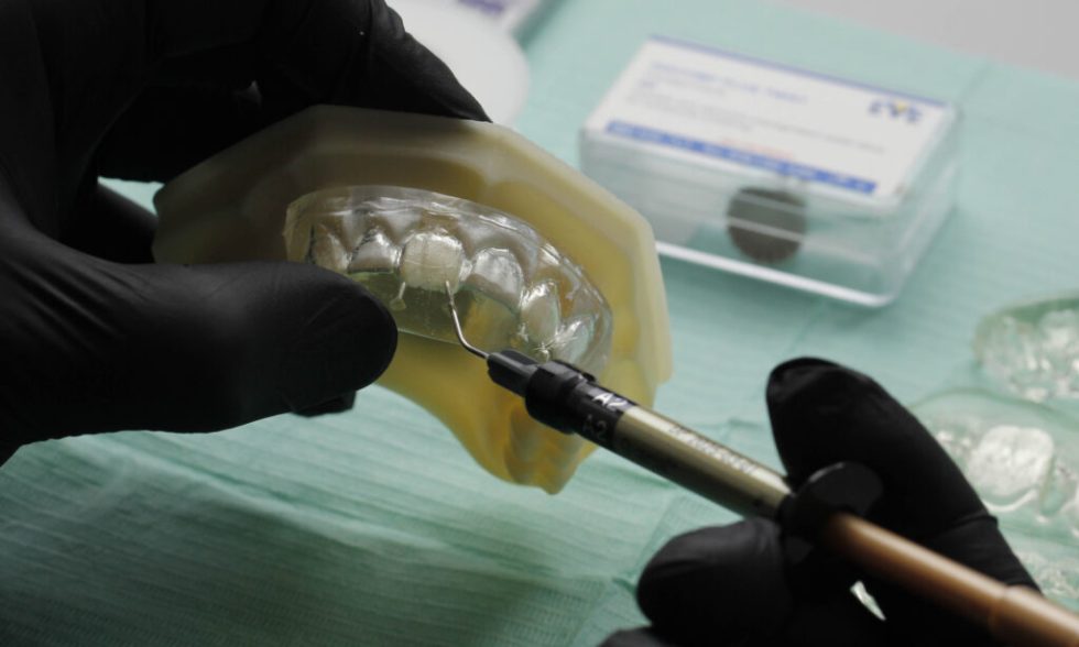 Renew a Smile: Gentle & effective tooth wear treatment with Forma ...